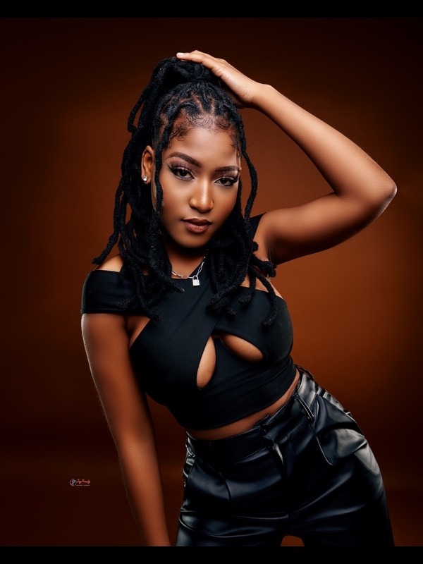 Thembi Sefela – Starquality